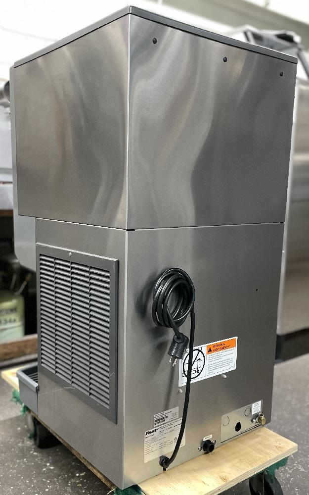 Follett 50CI425A Ice and water 425 lbs/day nugget ice dispenser