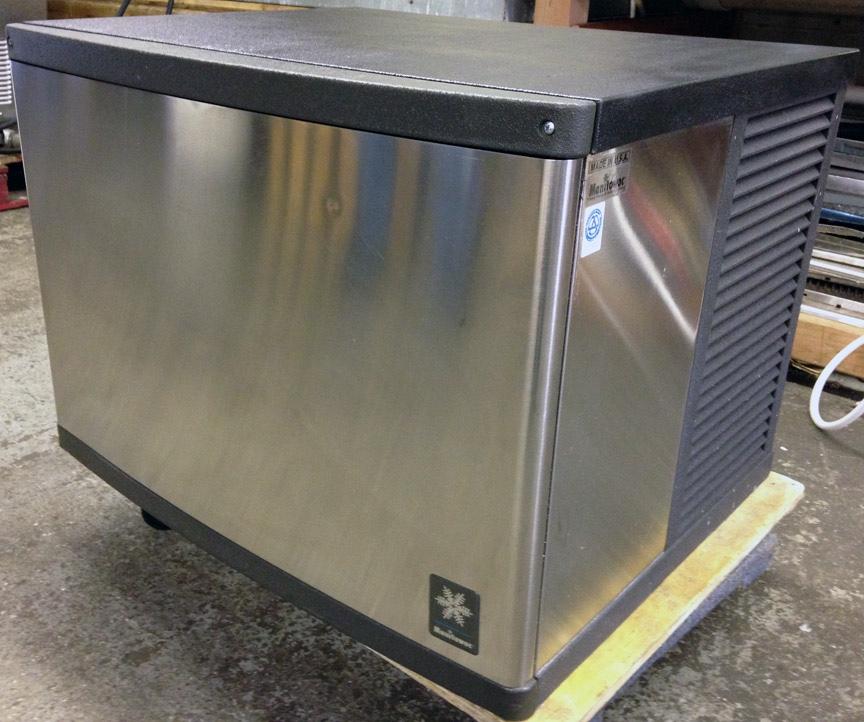 Manitowoc QD0452A Air cooled 430 lbs/day Ice Maker