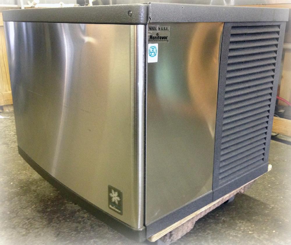 Manitowoc QY0604A Air cooled 690 lbs/day Ice Maker