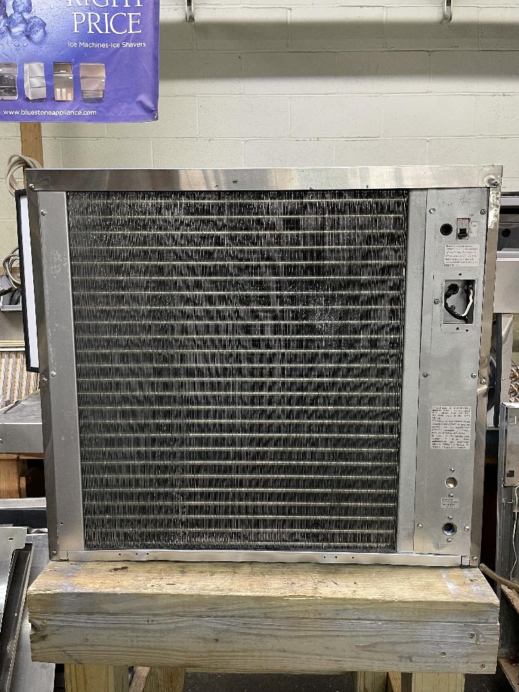 Maxx Ice MIM1000 Air cooled 1000 lbs/day ice machine