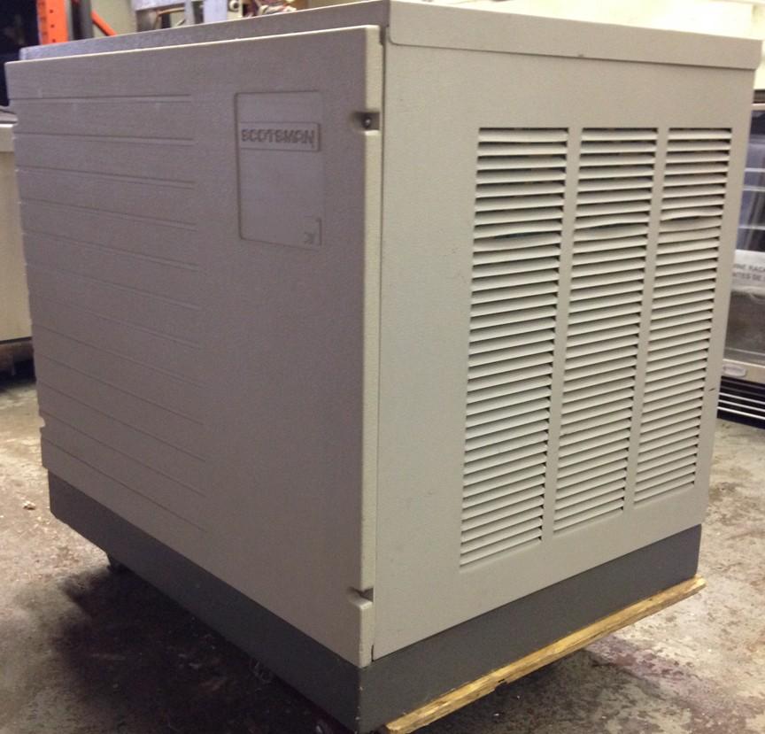 Scotsman CME256WS Water cooled 320 lbs/day ice machine