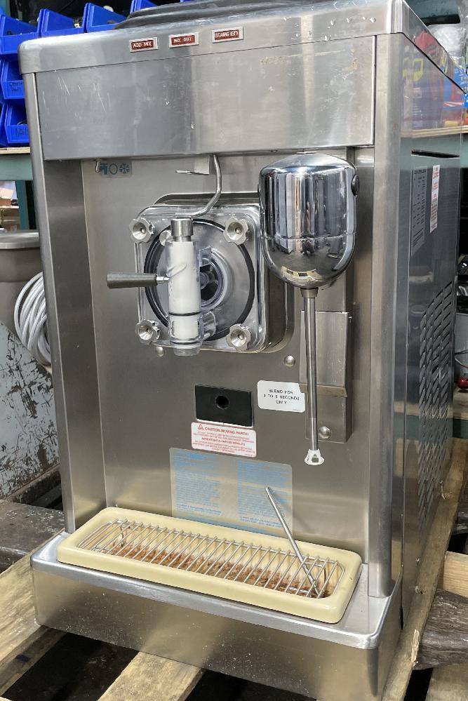 Taylor 340-27 Slushy frozen beverage