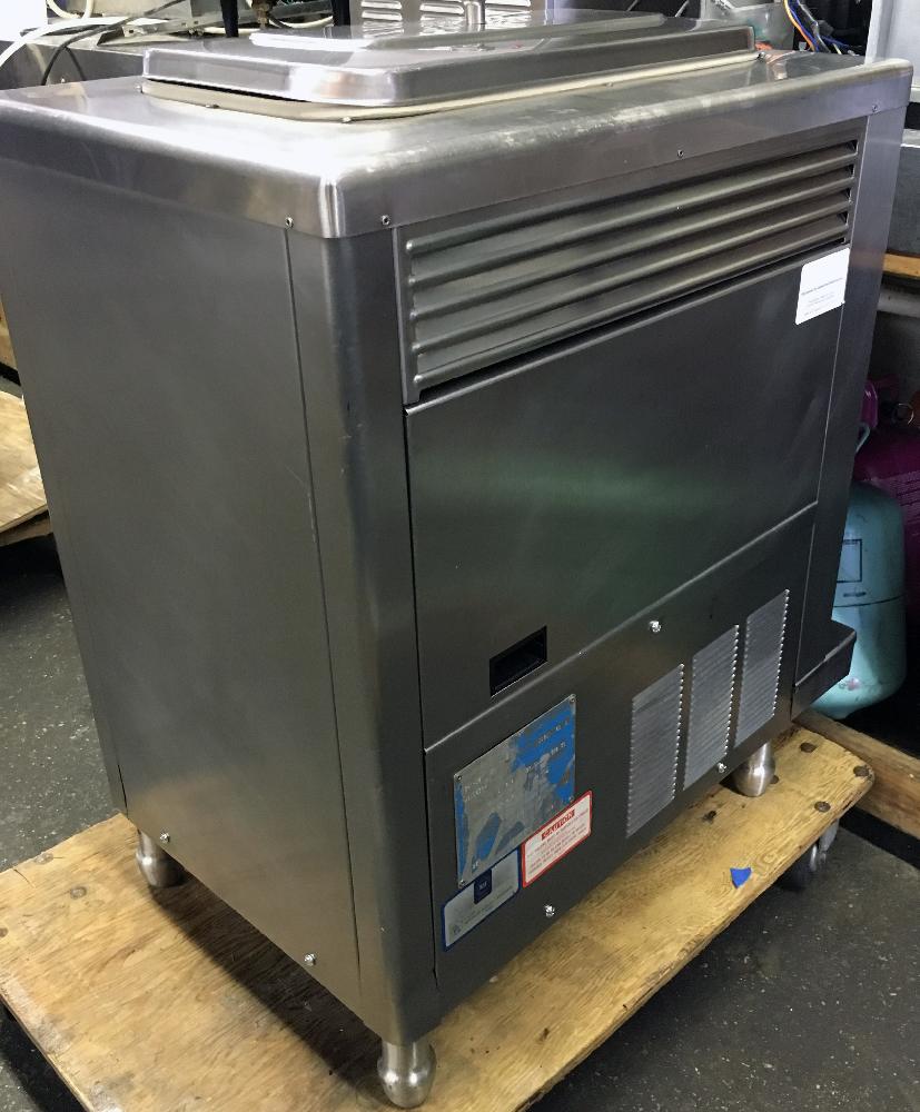 Taylor 340-12 Slushy Frozen beverage machine