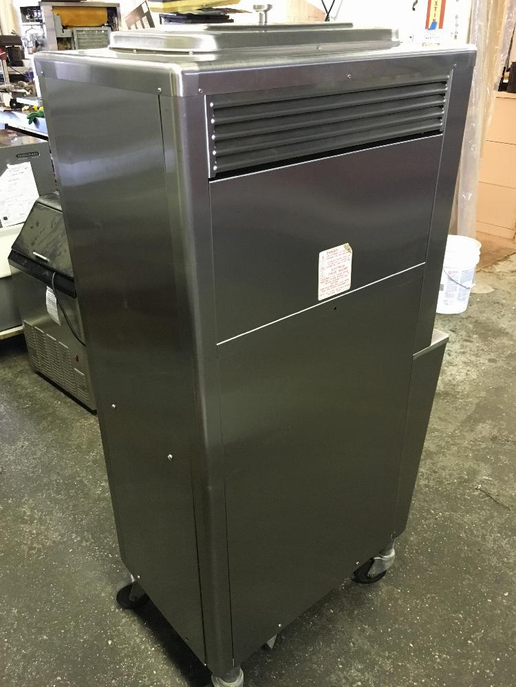 Taylor 341-12 Slushy frozen uncarbonated beverage machine