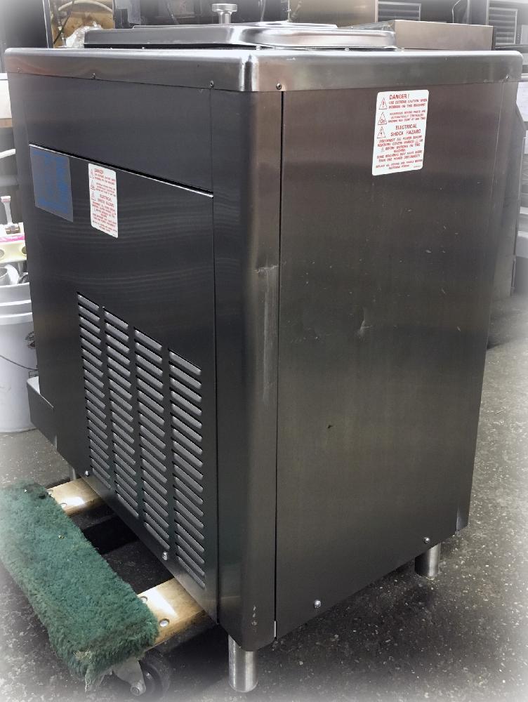 Taylor 490-27 Gravity thick milkshake machine