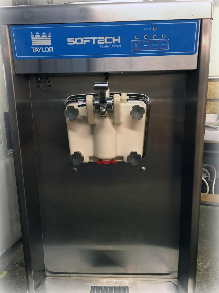 Taylor 751-27 Gravity single flavor ice cream machine