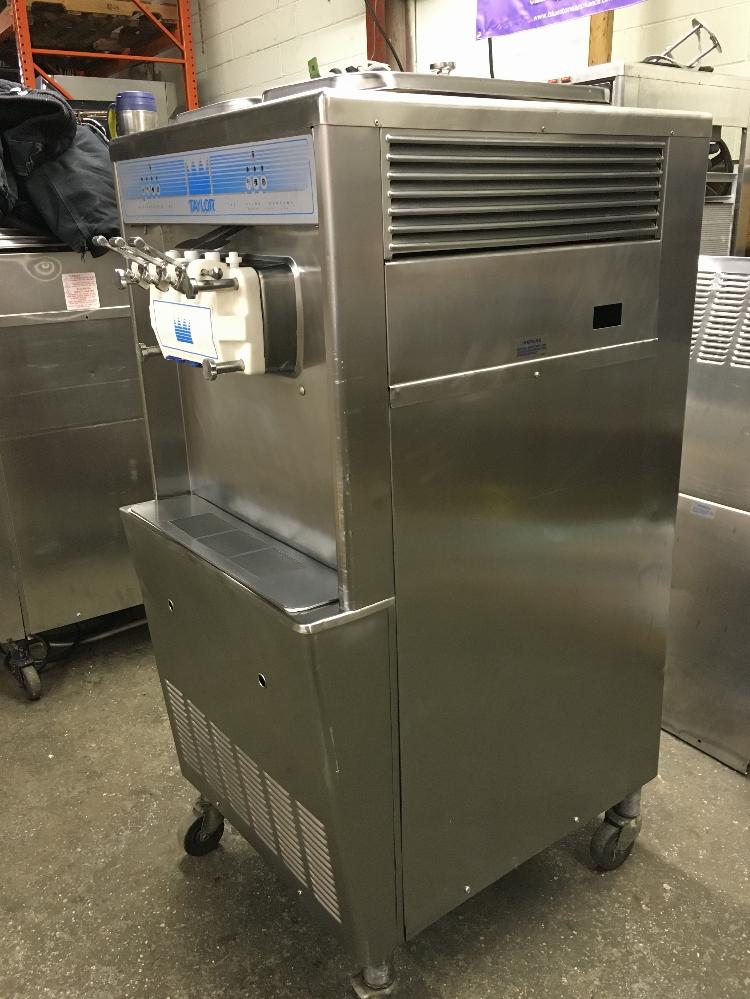 Taylor Y754-33 Gravity soft serve ice cream machine