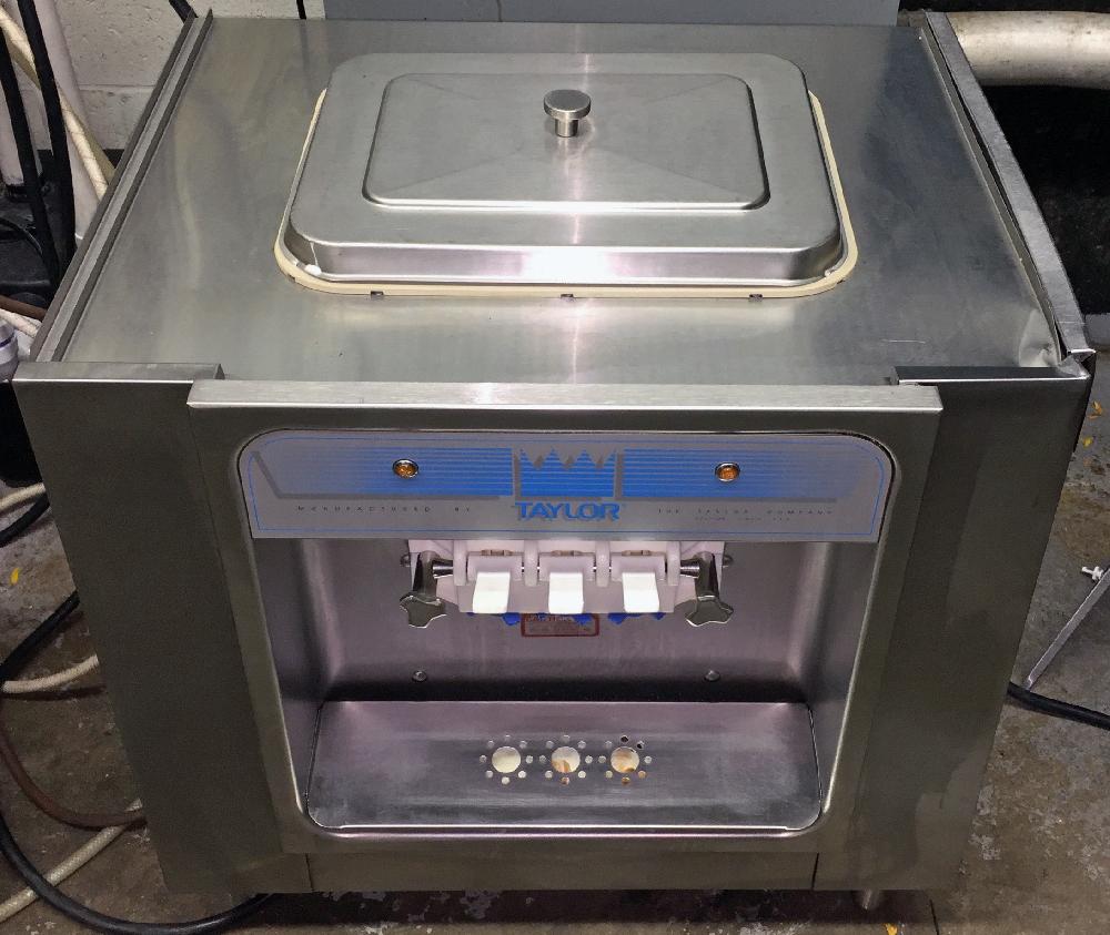 Taylor 162-27 Gravity soft serve machine